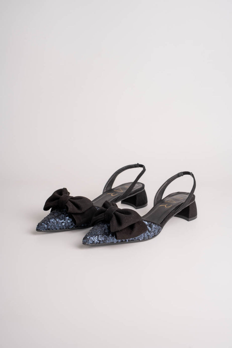 FAR X Mariana Calvo – FAR Shoes