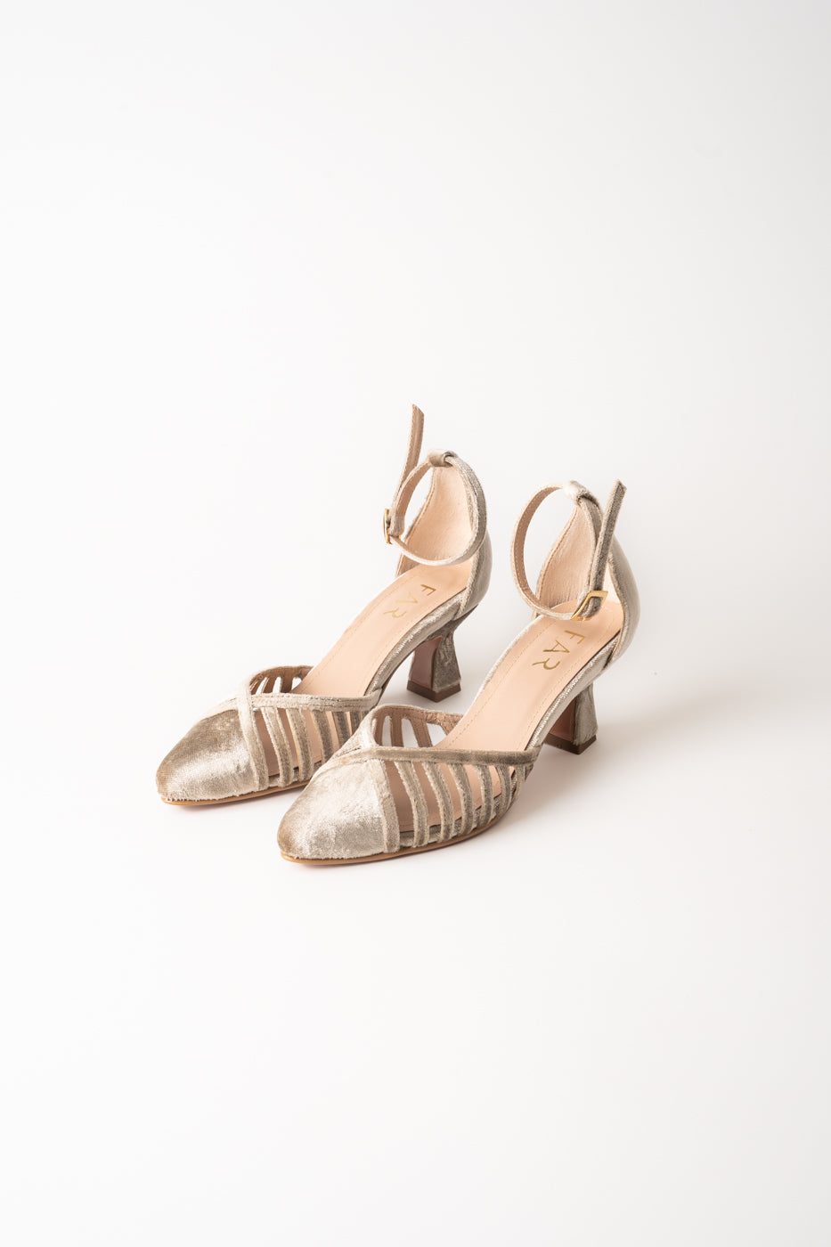 PRAGA 6 – FAR Shoes